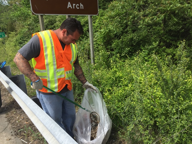 KDOT struggling to keep up with growing trash problem along Kansas ...