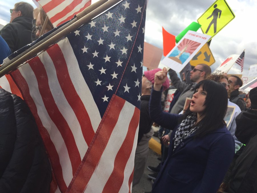 Hundreds turn out to protest Trump's immigration ban at KCI - KSHB.com ...